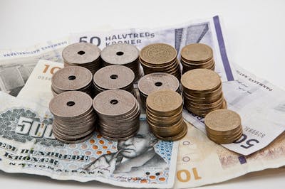 Læs mere om status på pengesedler: Fortsat 7,7 mia. kr. mangles indsamlet.